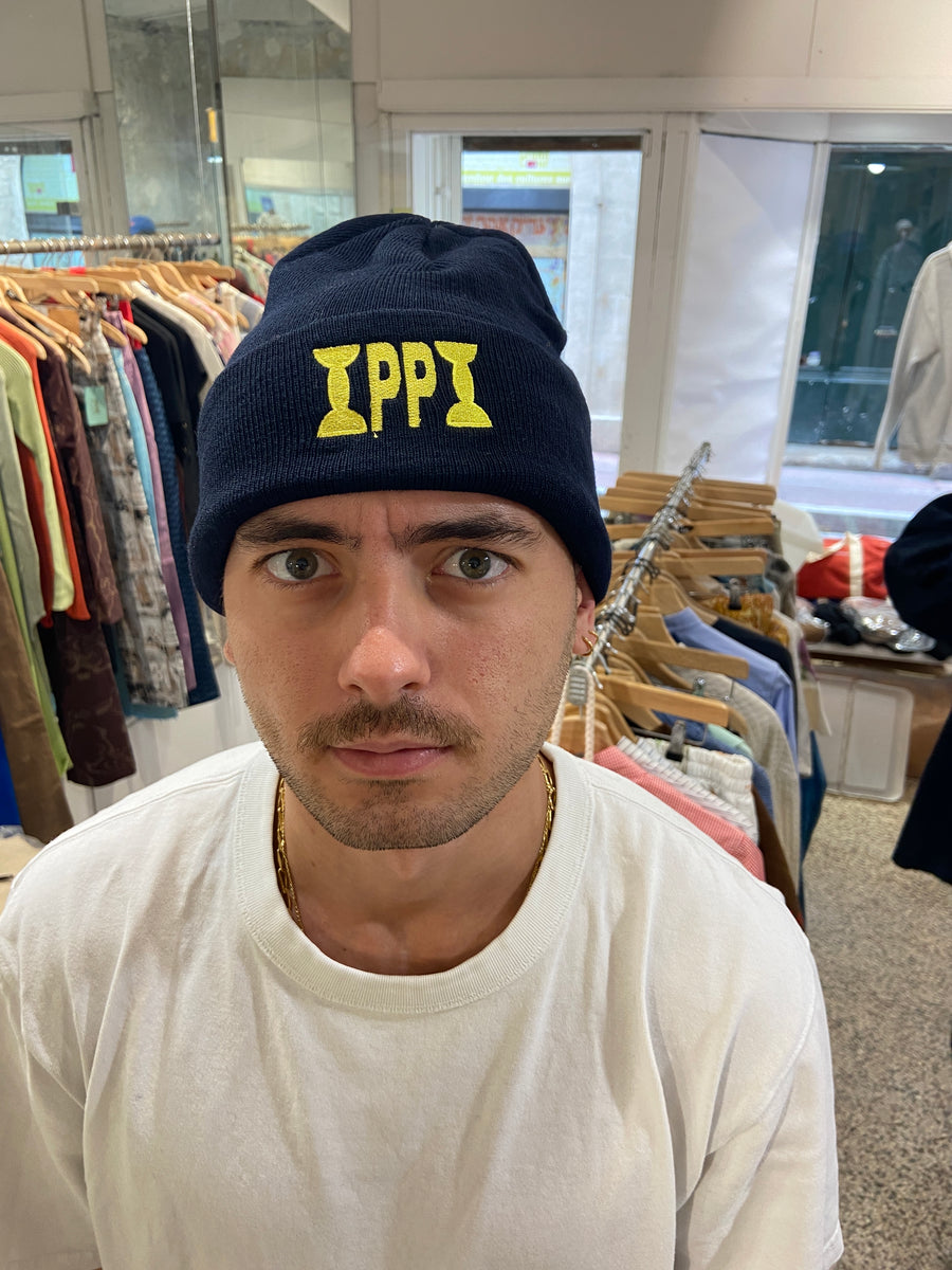 PUBLIC POSSESSION - PP LOGO BEANIE BLACK – SOLAR MTP